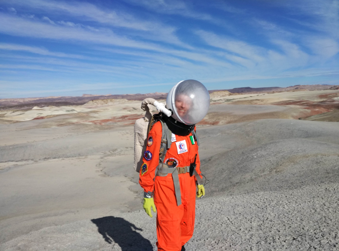 110W-38.44N 12242017 white moon – Commander – Mars Desert Research Station